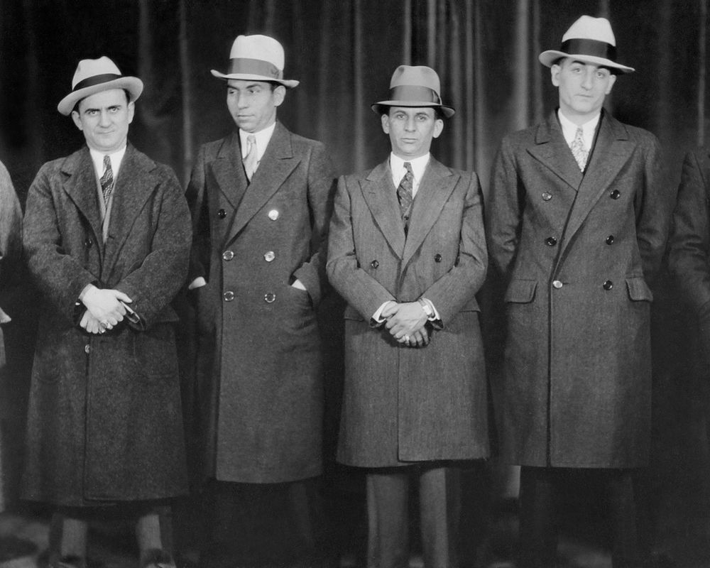 Learn History Through Fiction: Old Mafia Lingo – Ann S. Epstein Writer